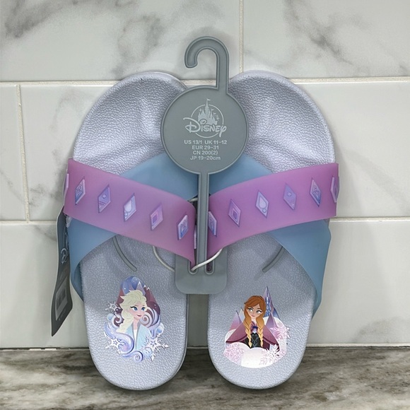 Disney | Shoes | Disney Store Girls Sz 31 Frozen 2 Elsa Anna Swim ...